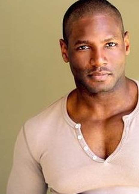 Theo Breaux_百度百科