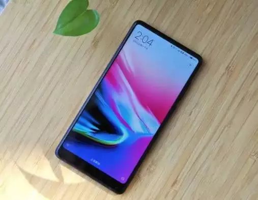 苹果iPhone 8十连裂，小米MIX2曝屏幕发黄，无品质的创新都将归零_百科TA说