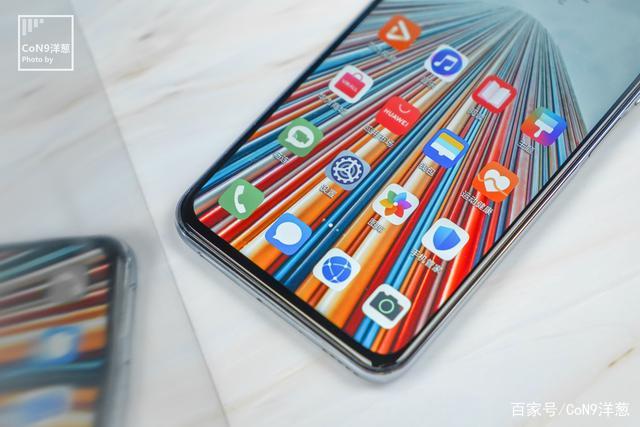 荣耀X10图赏：能够一口气说出亮点，1899元起的5G小钢炮_百科TA说