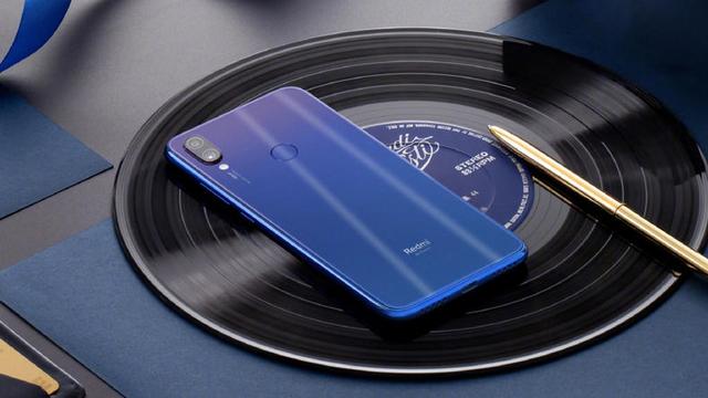 999元起！小金刚红米Note7发布_百科TA说