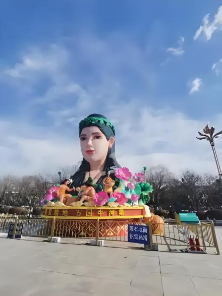 红山女神（红山文化考古区泥塑女人头像）_百度百科