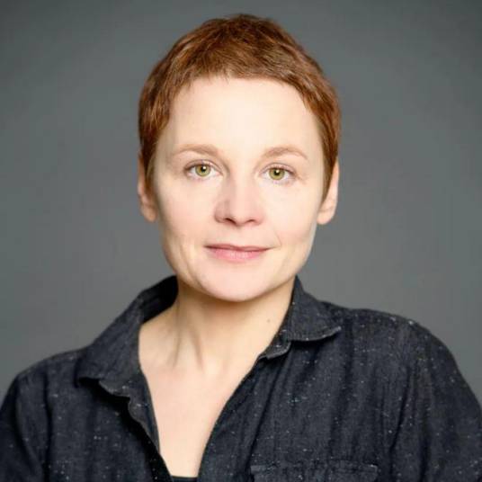 汉娜 ·斯拉克_百度百科