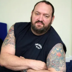 转轮手枪（法国、英国2005年盖·里奇执导的惊悚电影）_百度百科