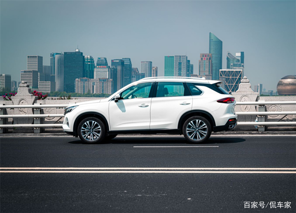 传祺GS5新增车型上市，配全景倒车影像+自适应巡航，售14.68万_百科TA说