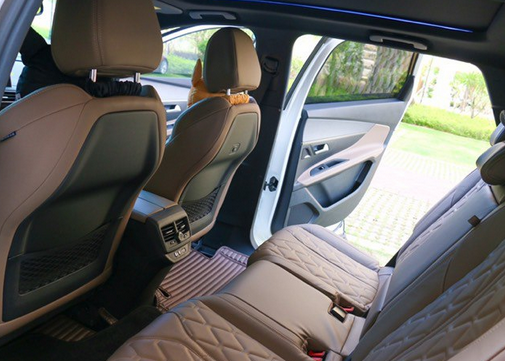 狠心花23万提辆标致5008，用车220天，车主有话要说_百科TA说