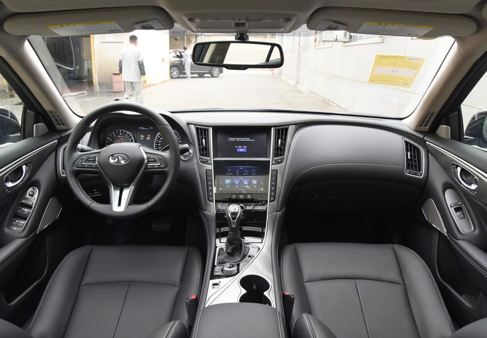 英菲尼迪Q50L真的好吗？行驶140天，车主说出了驾驶体会_百科TA说
