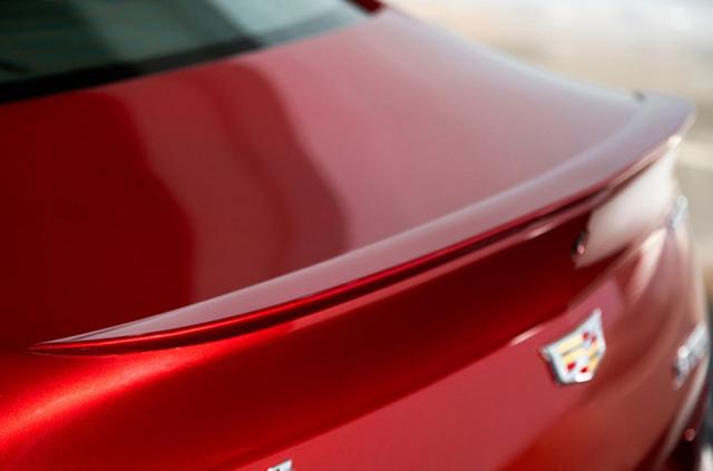 新款奥迪A4L / 凯迪拉克CT4揭秘_百科TA说