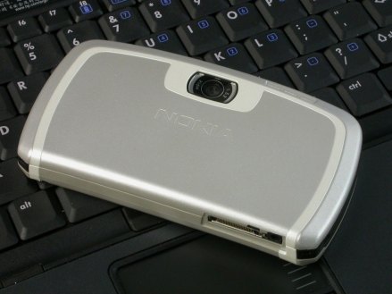 NOKIA 7710_百度百科