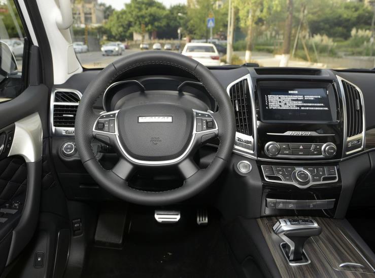 开了哈弗H9，再开沃尔沃XC40，车主说了大实话_百科TA说