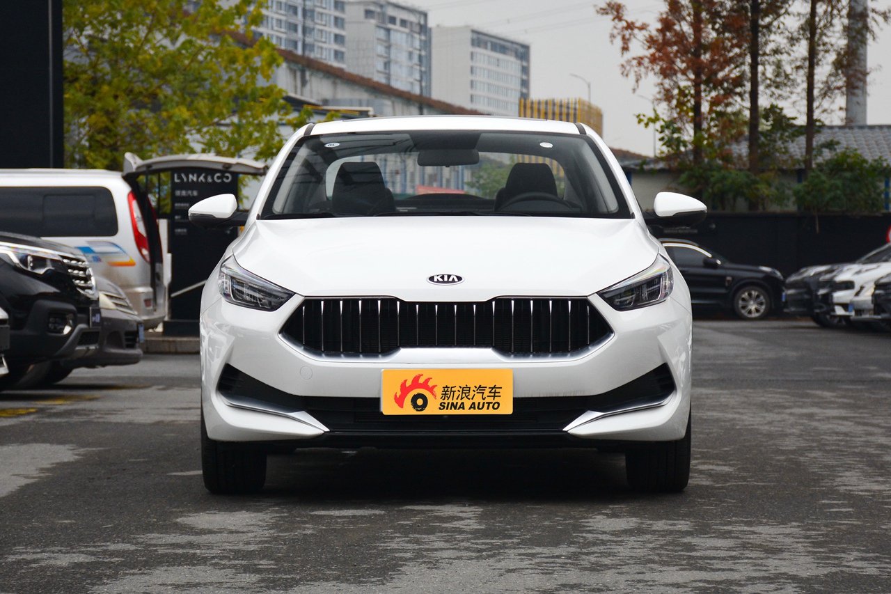 2020款起亚K3 1.5L CVT新锐天窗版_百科TA说