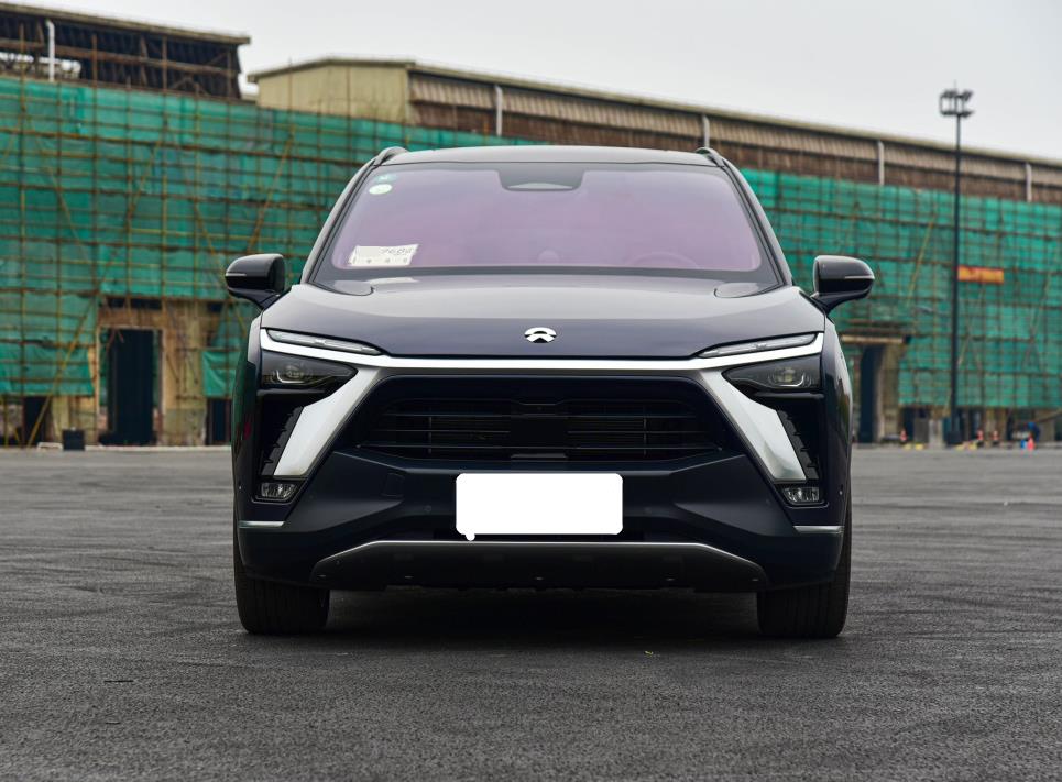 蔚来ES8到底怎么样？驾驶213天后，车主说了一句大实话_百科TA说