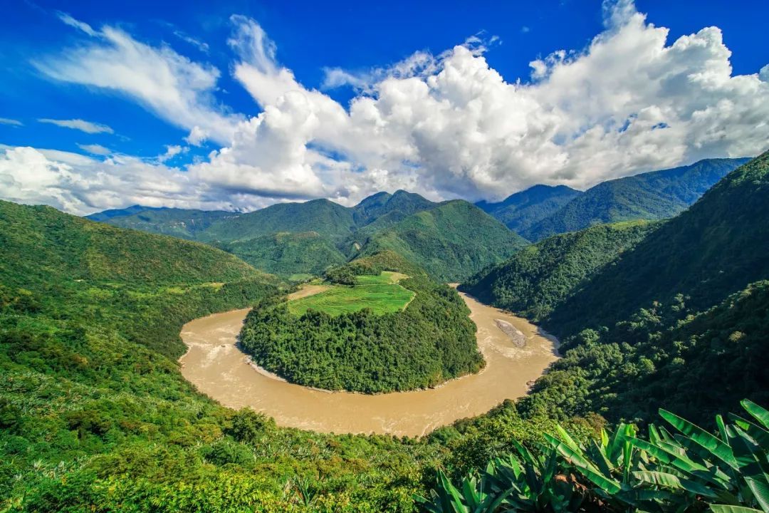 雅鲁藏布江（印度洋水系恒河-布拉马普特拉河东支布拉马普特拉河的上游段）_百度百科