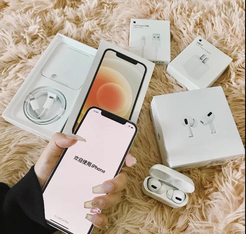 iPhone12白色256G测评，比想象中的好用很多_百科TA说