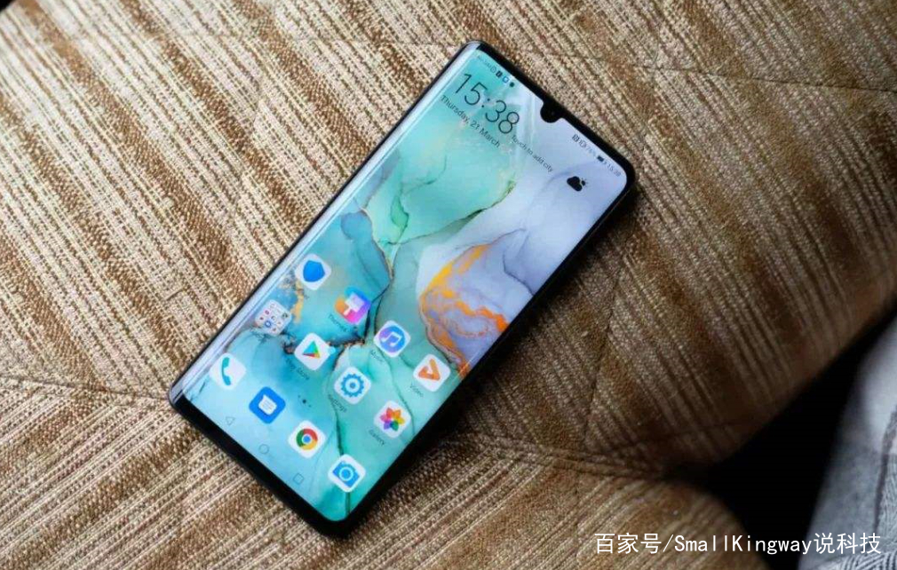 入手华为P30 Pro一周后，对比iPhone 8 plus，感觉差距明显！_百科TA说