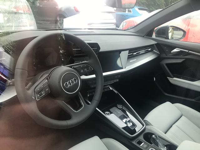 2020广州车展探馆：全新奥迪A3L三厢版_百科TA说