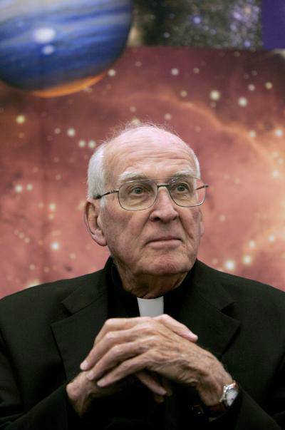 George Coyne_百度百科