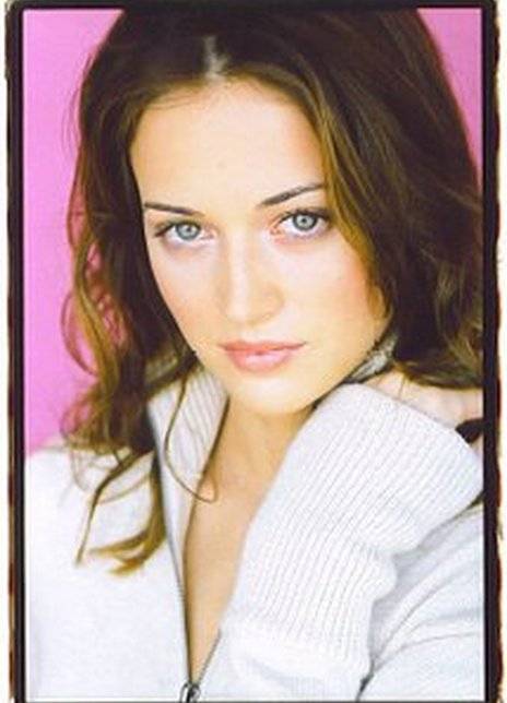 Amanda Barfield_百度百科