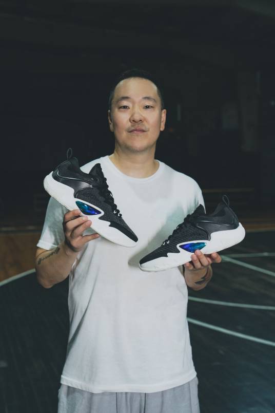 叶天（球鞋测评博主，前中国街球队CL smooth crew队员）_百度百科