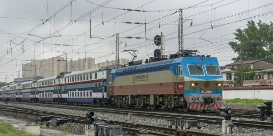 T7009/T7010次列车_百度百科