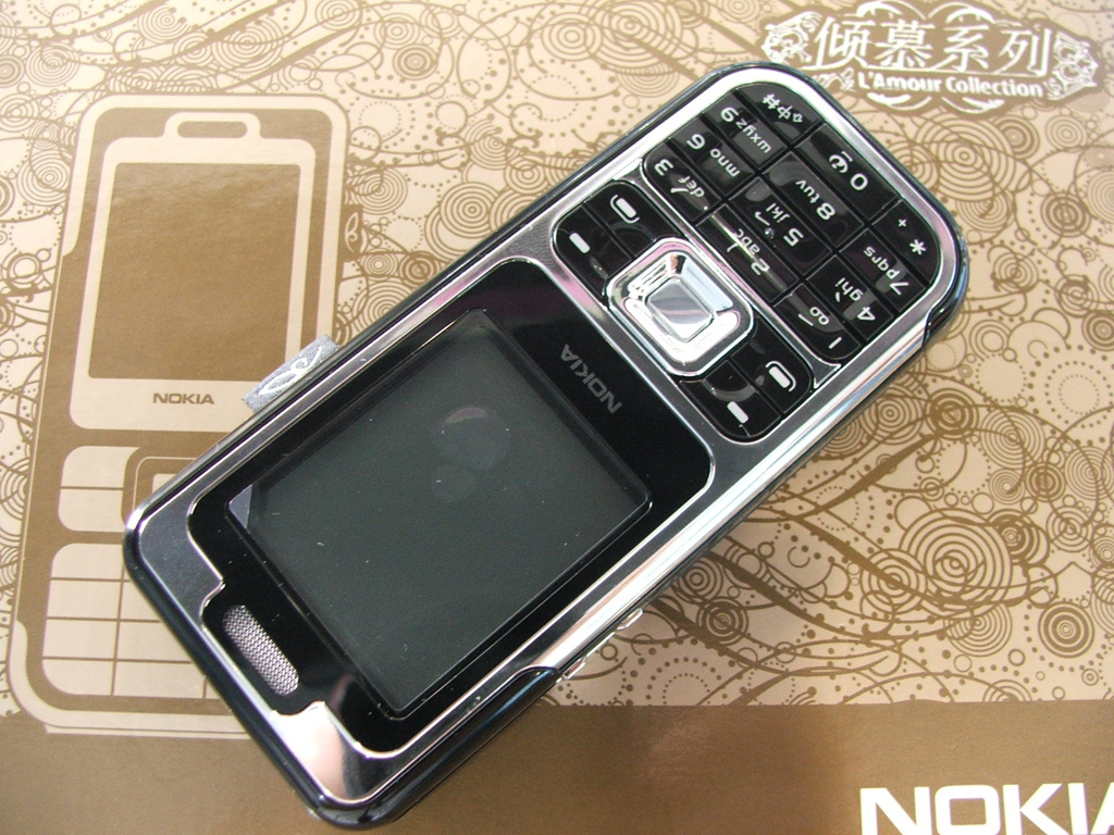 NOKIA 7360_百度百科