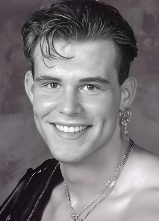 Alex Wright（德国男演员、导演、编剧）_百度百科