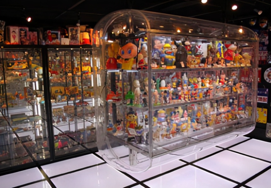 一年卖出百亿日元的ACG中古店Mandarake | 潮图鉴第11期_百科TA说