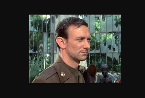 汤姆·西尼奥雷利_百度百科