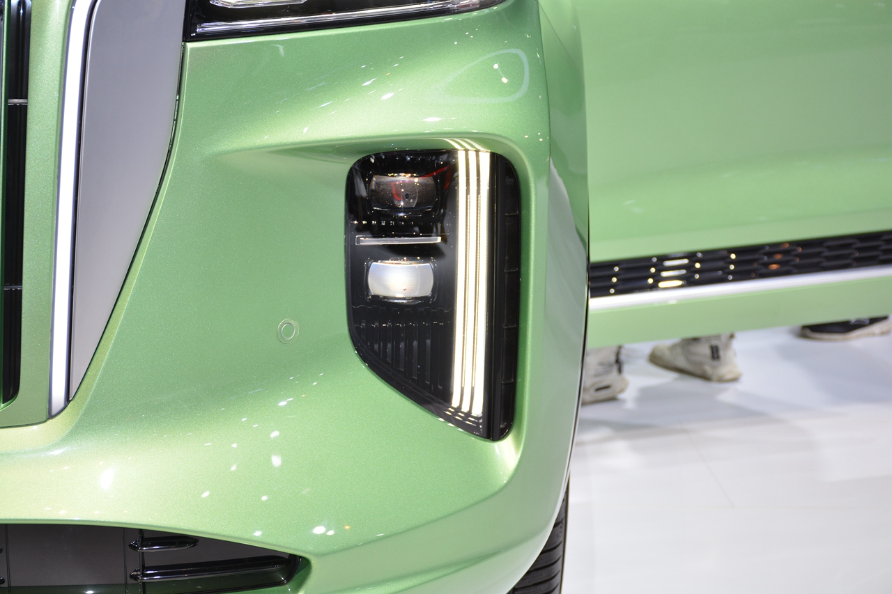 2020广州车展实拍：红旗E-HS9_百科TA说