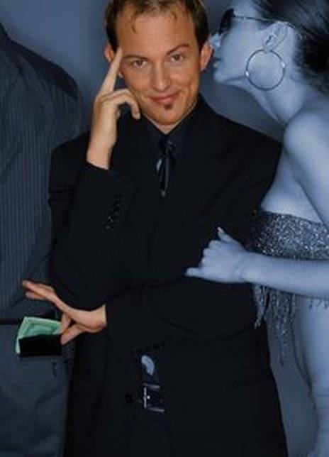 Apollo Robbins_百度百科