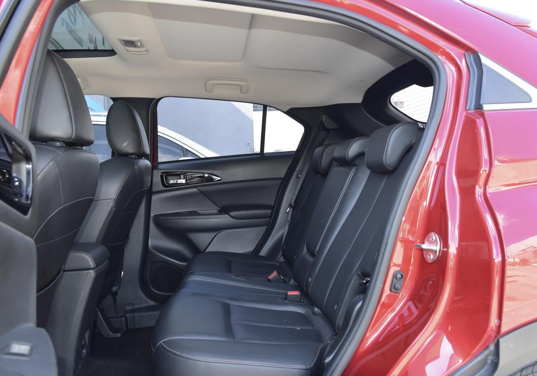 都是16万，马自达CX4和三菱奕歌怎样选？本文也许可以帮你_百科TA说