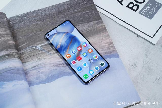 都搭载麒麟985，价格同为2999元，华为nova 7和荣耀30，怎么选？_百科TA说