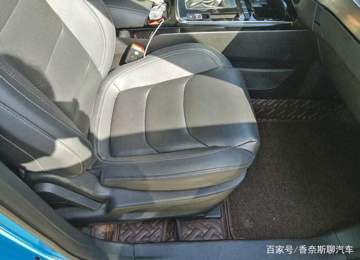 怀揣13万，选车执意要选捷途X70S，懂车人：你很有眼光_百科TA说