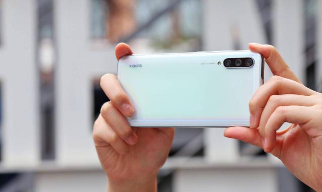 小米CC9e今早正式开售，备货充足不用抢购，人人都能买到_百科TA说