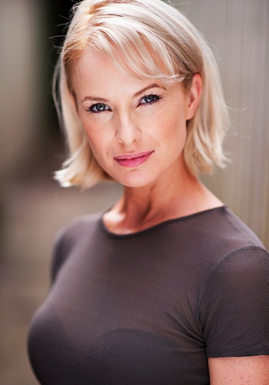 安娜·切尼_百度百科