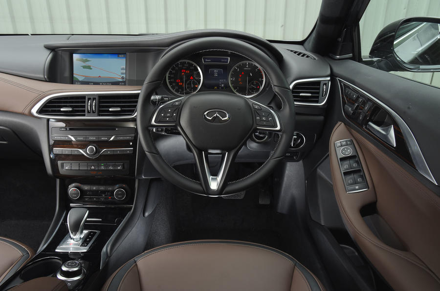 英菲尼迪QX30，最明显的感受就是它有着超越同等级车的豪华感_百科TA说