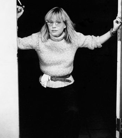 Sarah Charlesworth_百度百科