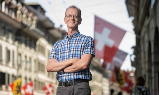 迪肯·贝维斯_百度百科