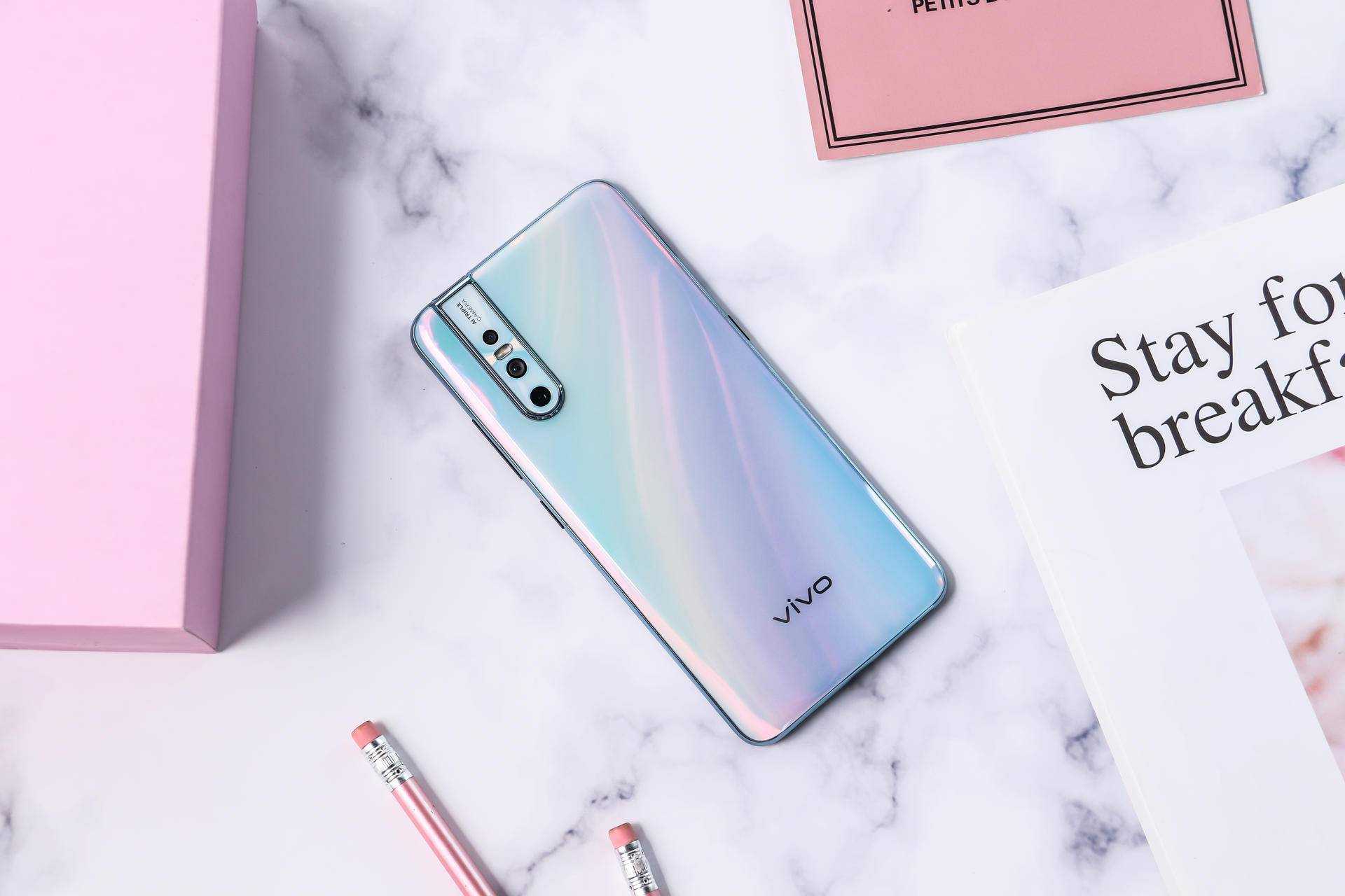 vivo S1 Pro仲夏梦，陪你做一个长长的Happy Ending仲夏夜美梦_百科TA说