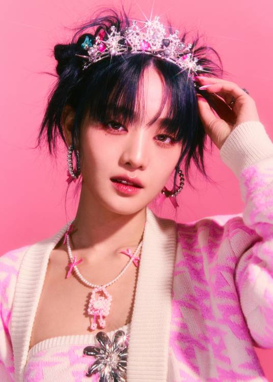 MINNIE（泰国女歌手、词曲作者，韩国女子演唱组合i-dle成员）_百度百科