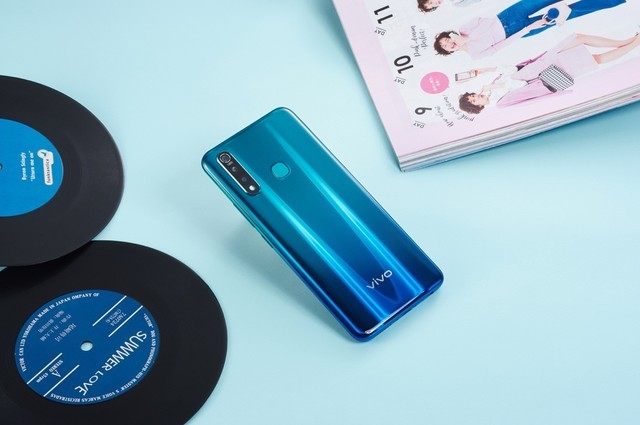 vivo Z5新配色首发钜惠 活动狂欢大促正式开启_百科TA说