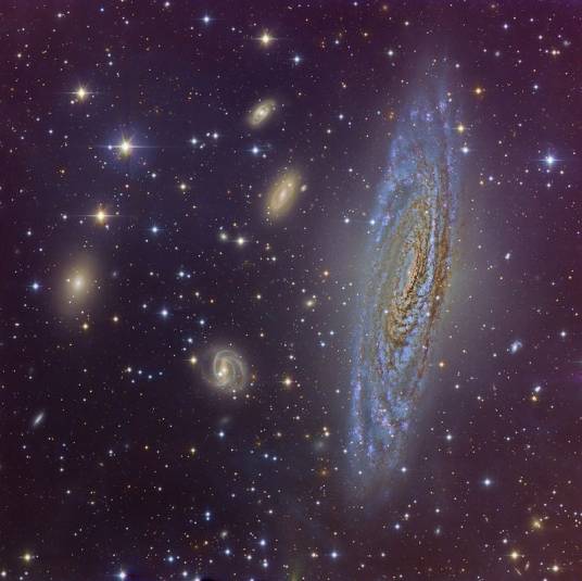 NGC 7331_百度百科