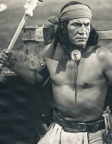 Chief Thundercloud_百度百科