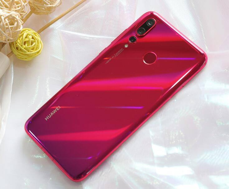 荣耀magic2、荣耀v20可以入手，但华为nova4为什么不能入手？_百科TA说