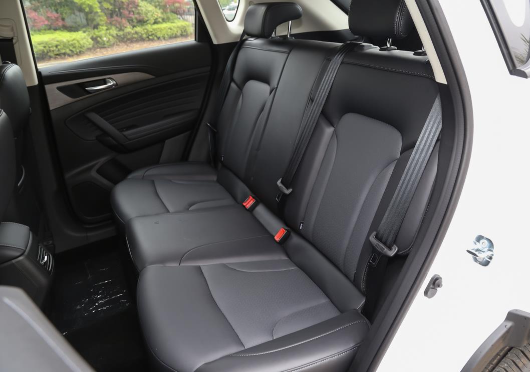 开过汉腾X5，3个月后再开长安CS35PLUS，车主有话要说_百科TA说