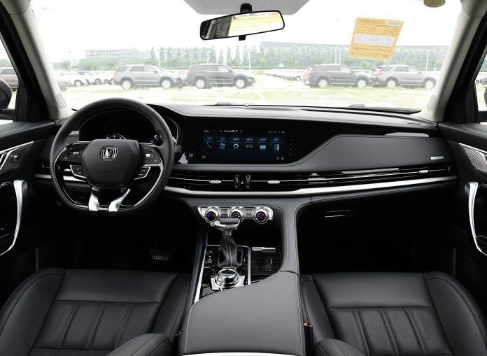 18万如何抉择？长安CS95、传祺GS8谁更值得？读完你就知道了_百科TA说