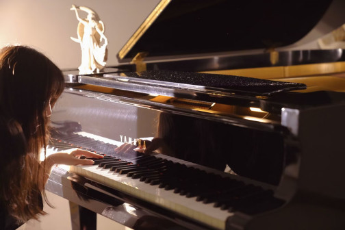 luna（女性音乐家、词曲作者）_百度百科