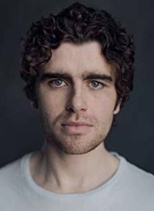 Charlie Kelly_百度百科