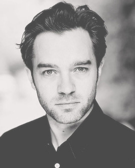 哈德利·弗雷泽_百度百科