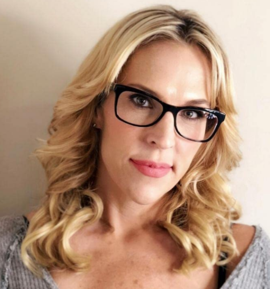 Jennifer Floyd_百度百科