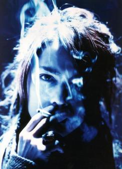 HYDE（日本男歌手、摇滚乐队彩虹乐队主唱）_百度百科